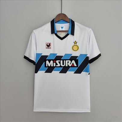 Inter 1990/1991 gostujući dres
