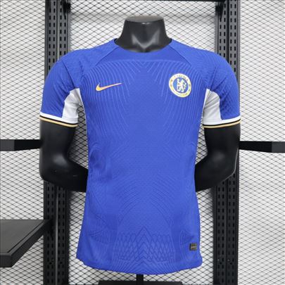 Chelsea 2023/2024 domaci dres