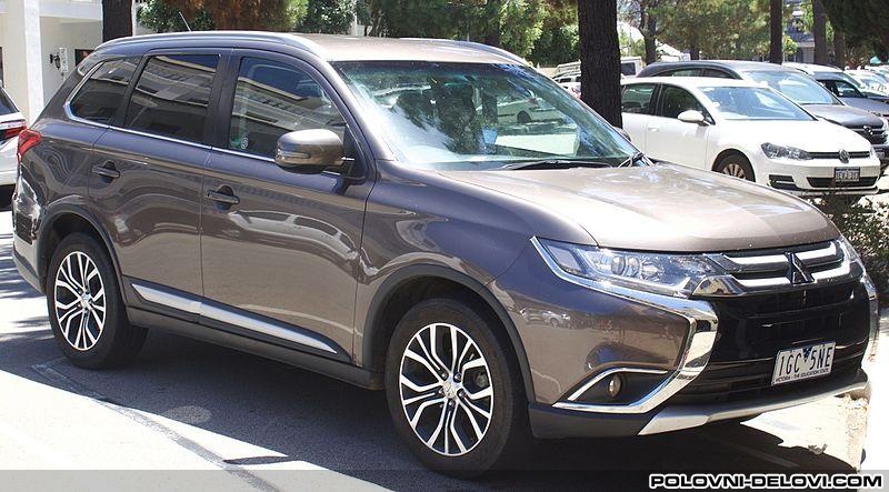 Mitsubishi Outlander 2.2DiD 4WD Restyling Kompletan Auto U Delovima