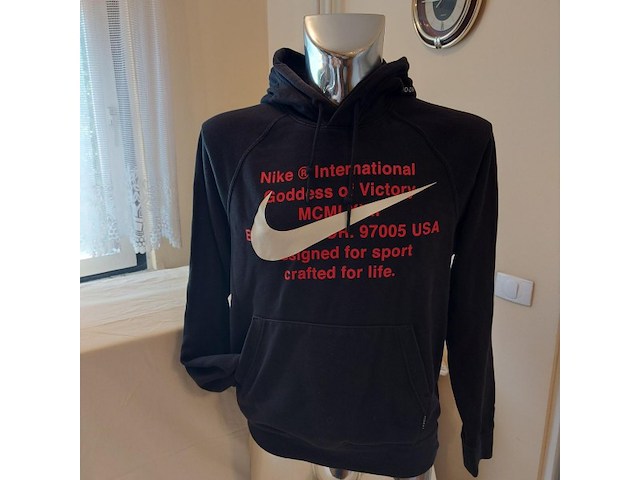 Duks Nike veličina S