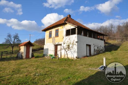 Kupujem veći plac, seosko domaćinstvo ili imanje u brdsko planinskom predelu