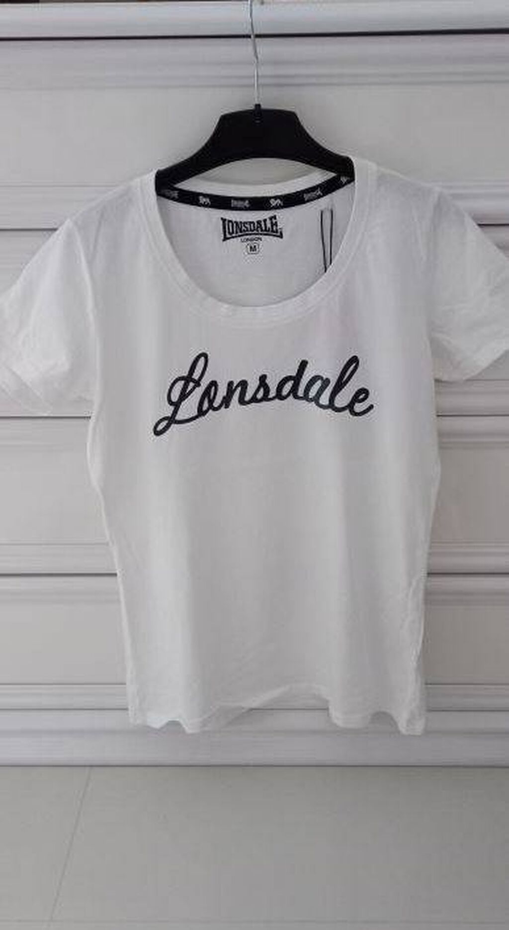 Novo sa etiketom -original Lonsdale majica - M. Nova Lonsdale ženska