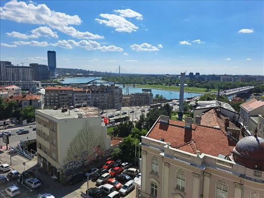 Namešten + parking mesto