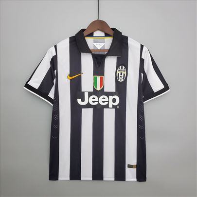 Juventus 2014/2015 domaci dres