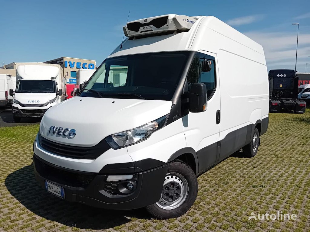 IVECO DAILY 35S14 - 3520 minibus hladnjača