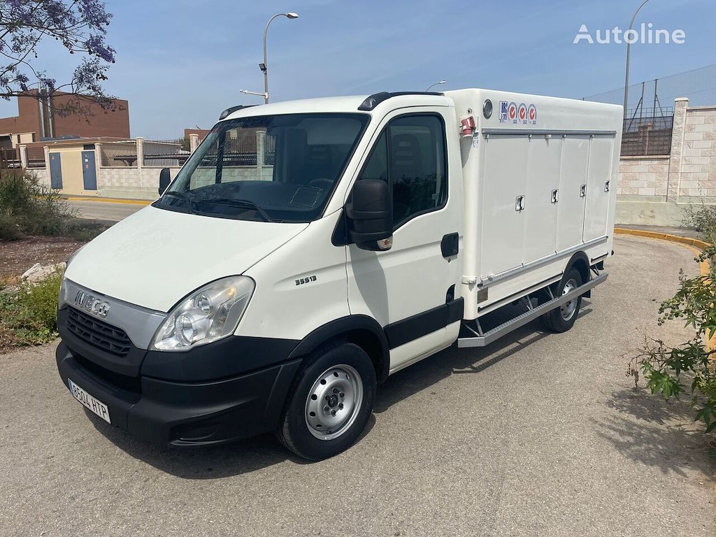 IVECO DAILY kamion za dostavu sladoleda < 3.5t