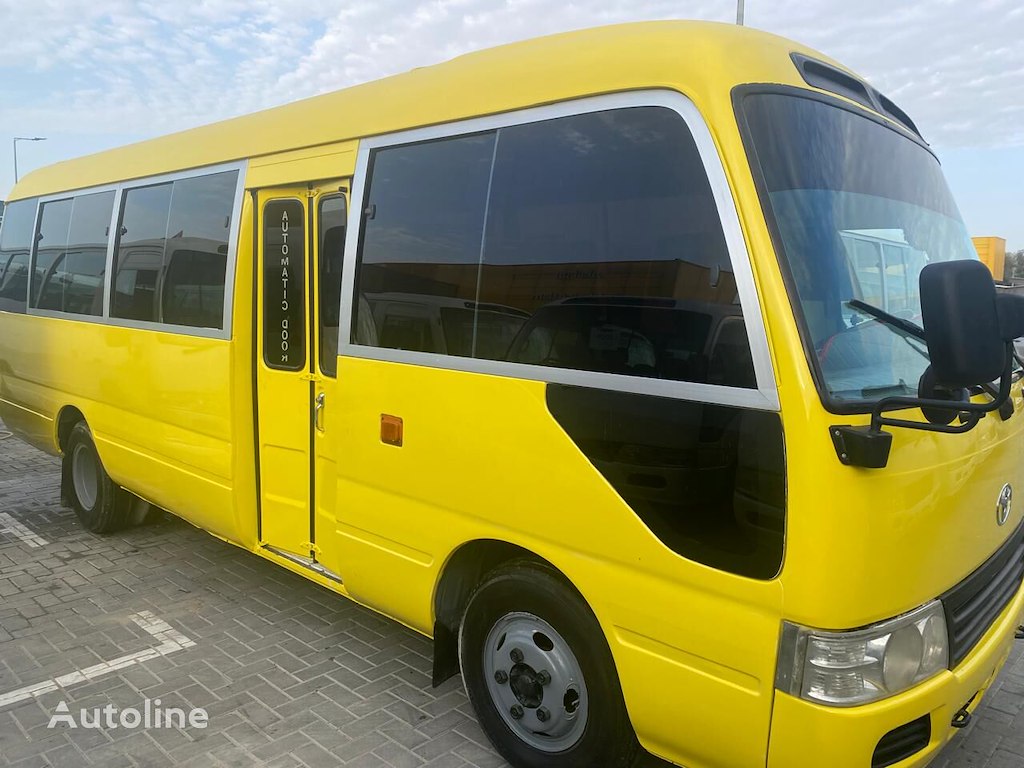 Toyota Coaster Coach bus (LHD) turistički autobus