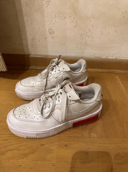 Nike Air Force 1