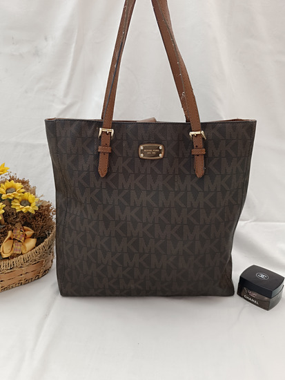 Michael Kors tasna