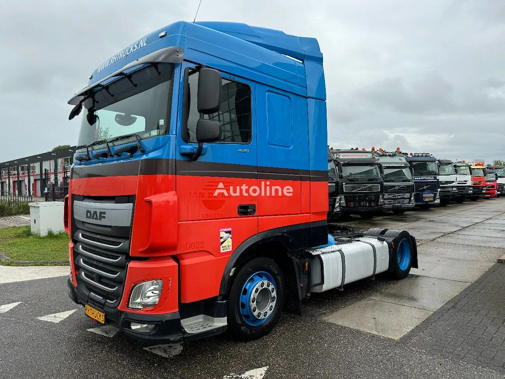 DAF XF 440 4X2 EURO 6 MEGA LOW DECK tegljač