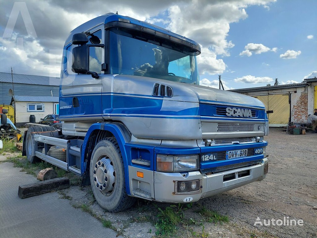Prodaje se Scania T 124 LA tegljač na aukciji