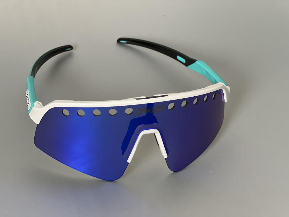 Oakley Sutro Lite Sweep