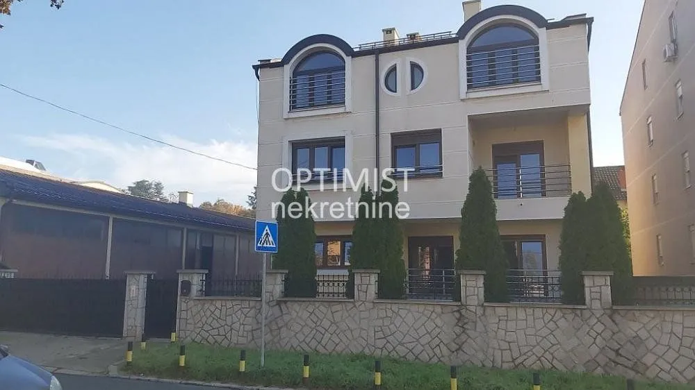 Prodaja, kuća, 693m2, Zemun Gornji Grad, Zemun, Beograd