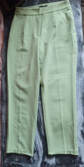 Mint zelene pantalone