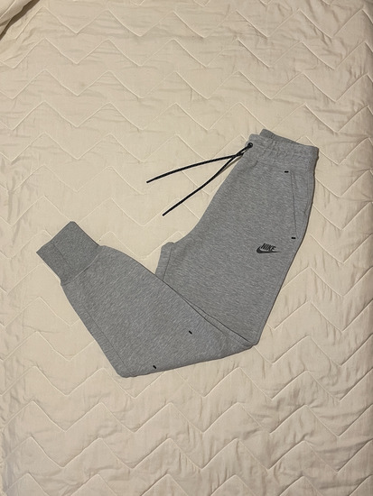 Nike tech fleece