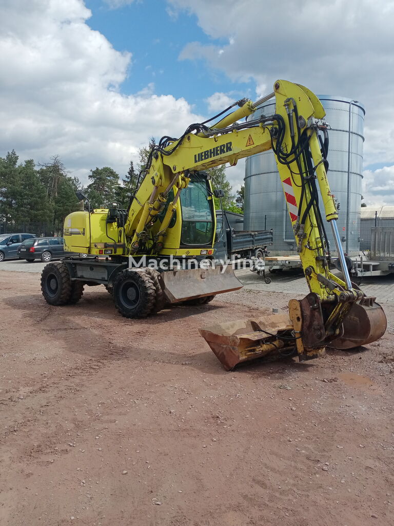 Liebherr A314 bager točkaš