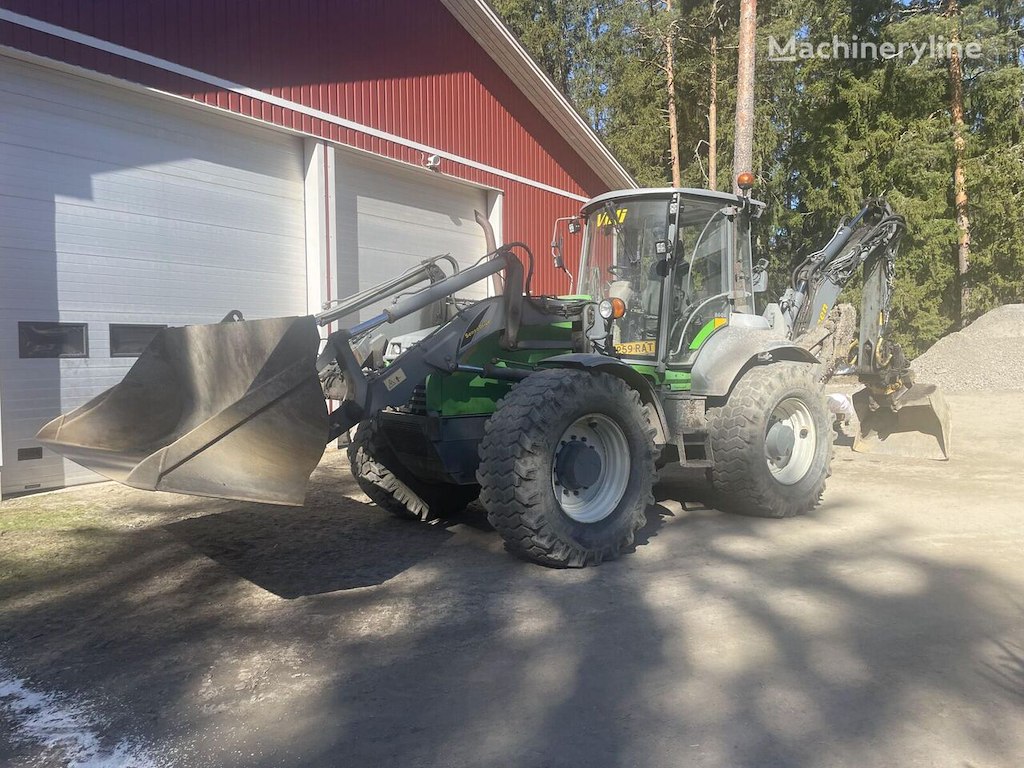 Lännen 8600E Sensodriwe bager-utovarivač