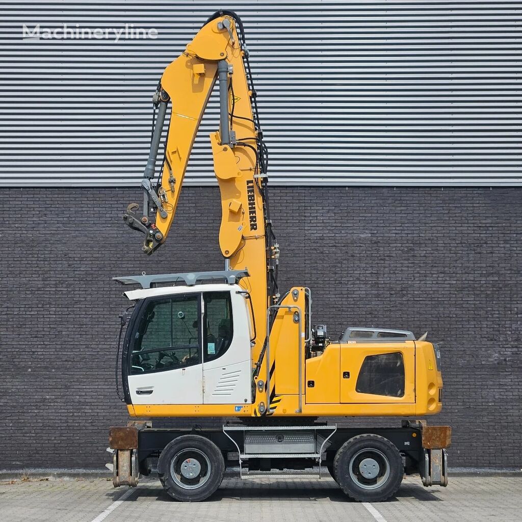 Liebherr LH22 bager za pretovar