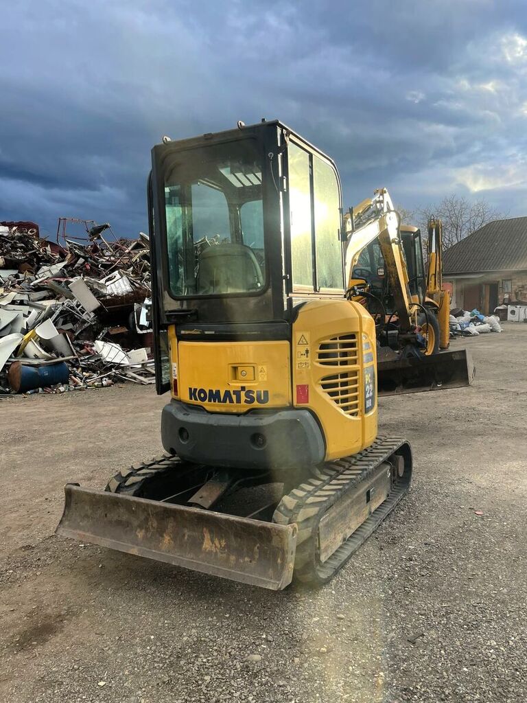 Komatsu PC22MR-3 mini bager