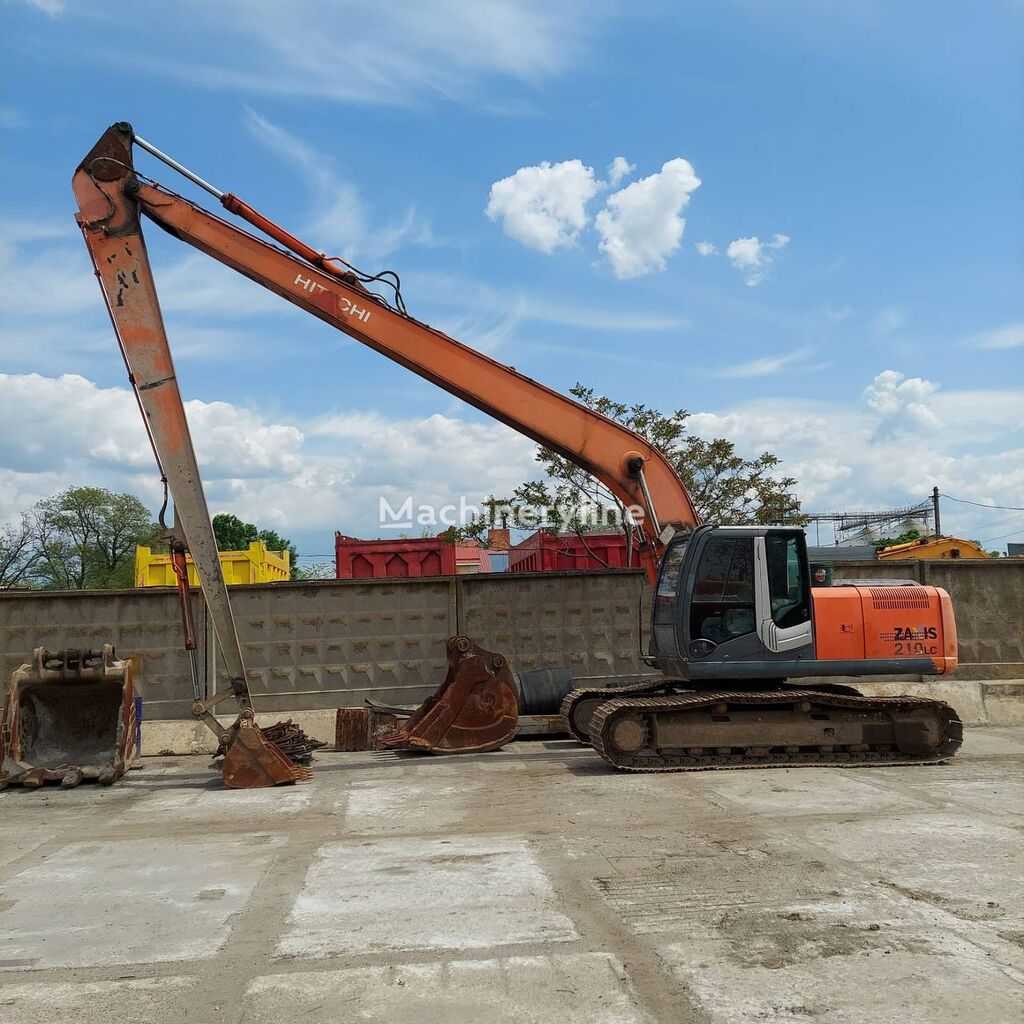 Hitachi ZX 210 LC Long Reach mozhlyvyi lizynh bager guseničar