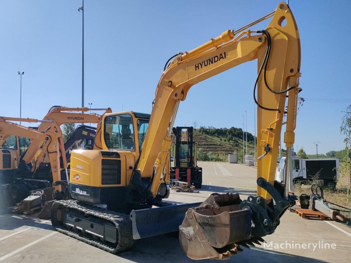 Prodaje se Hyundai R80CR-9A bager guseničar na aukciji