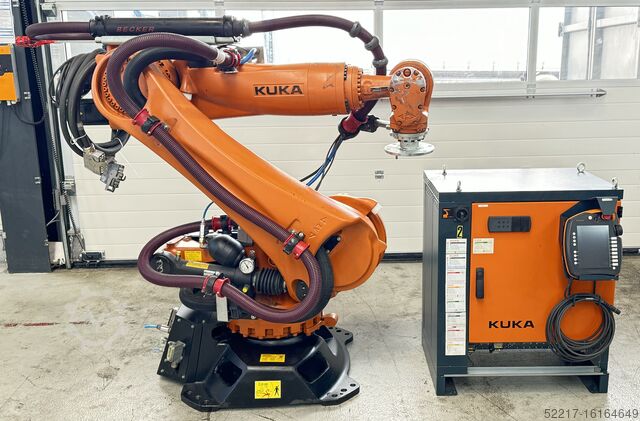 KUKA Industrijski robot KRC4
KUKA KR90 R2700 pro