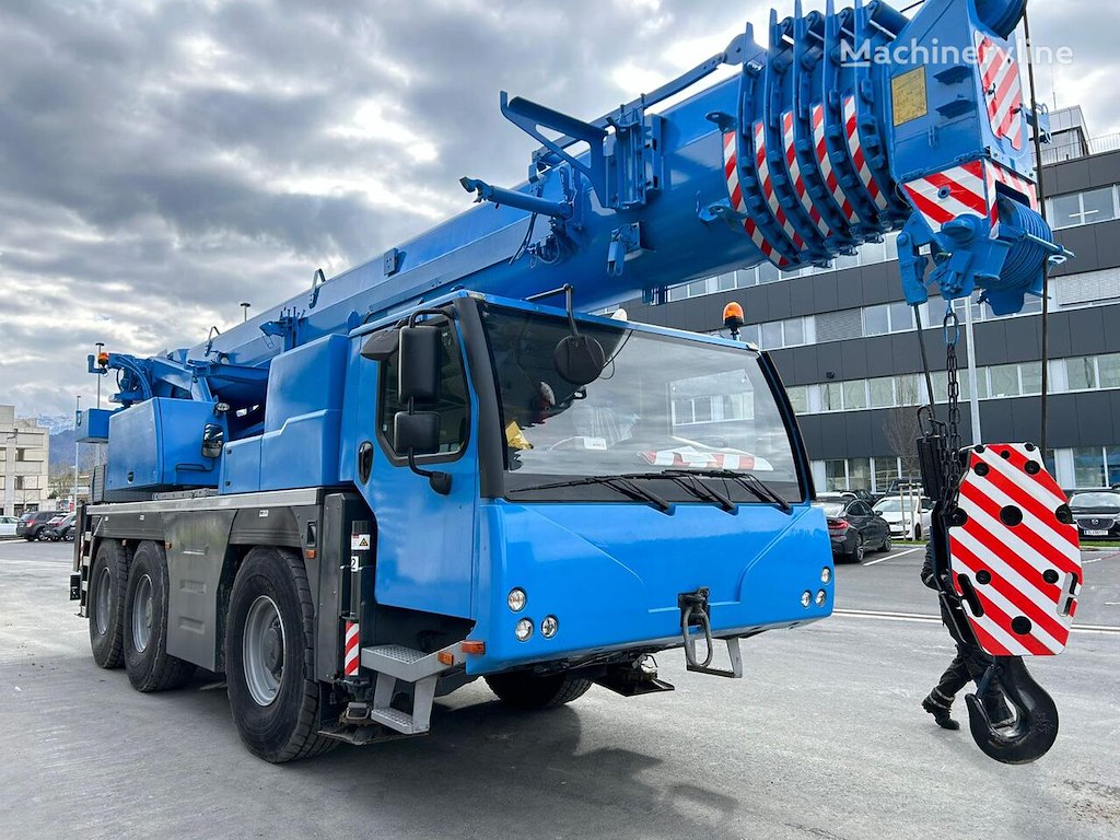 Liebherr LTM 1060-3.1 pokretna dizalica