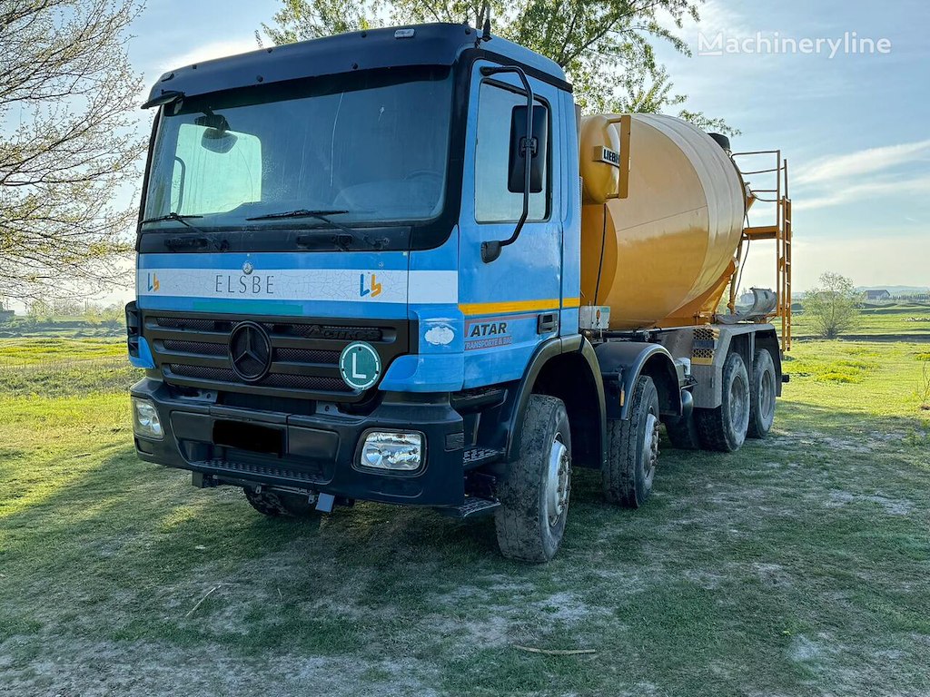 Liebherr na šasiji Mercedes-Benz Actros 4141 kamion s mešalicom za beton