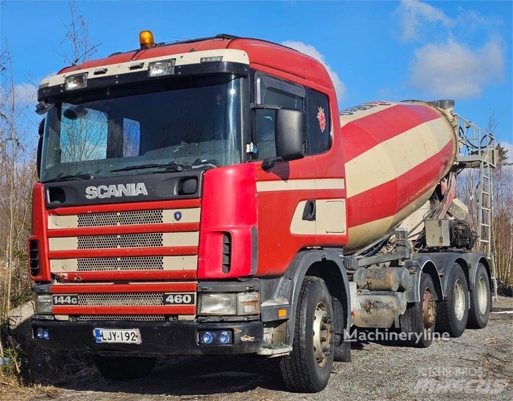 Saraka na šasiji Scania 144G kamion s mešalicom za beton