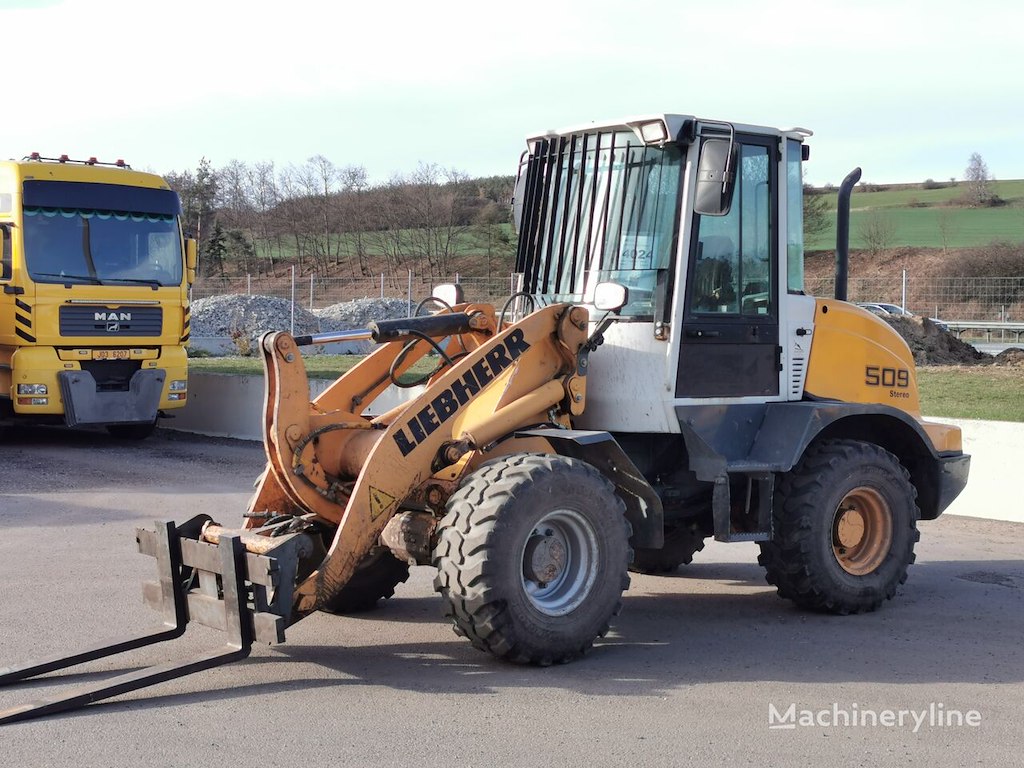 Liebherr 509 STEREO prednji utovarivač