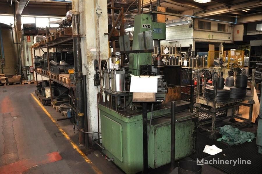 MBM MBM-AVM Omera - Ø 400 mm mašina za savijanje cevi
