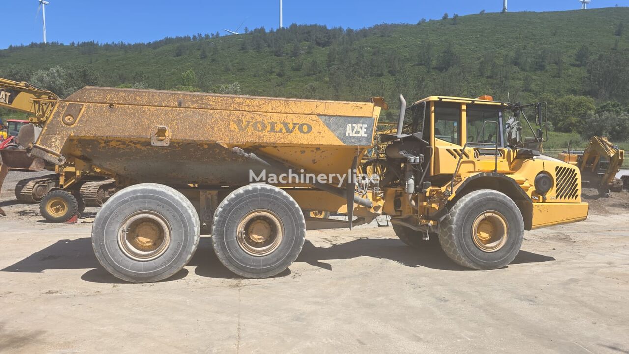 Volvo A25E zglobni damper