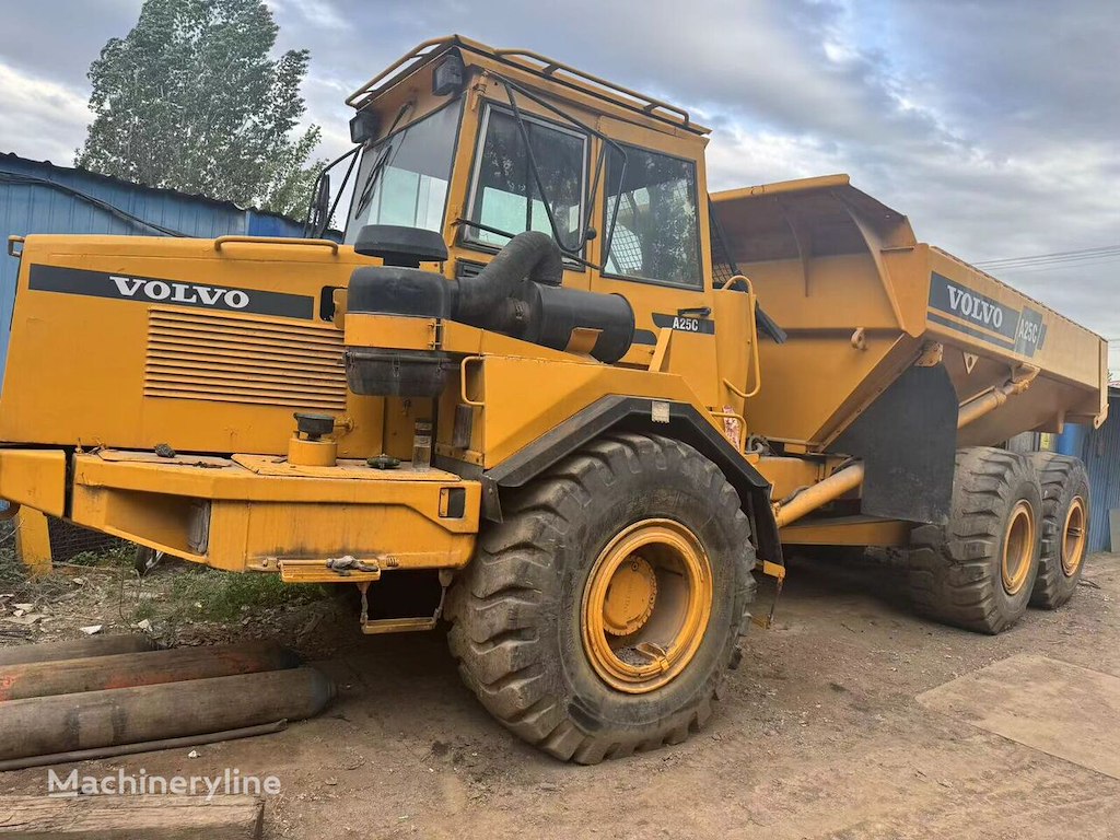 Volvo A25c zglobni damper