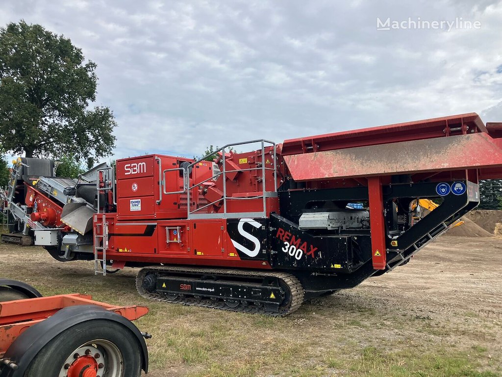 SBM Pallmühle REMAX 300 mit 1-Deck S-Modul mobilna postrojenje za drobljenje