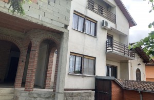 Prodajem Kuću, Mladenovac Selo, Beograd Grad