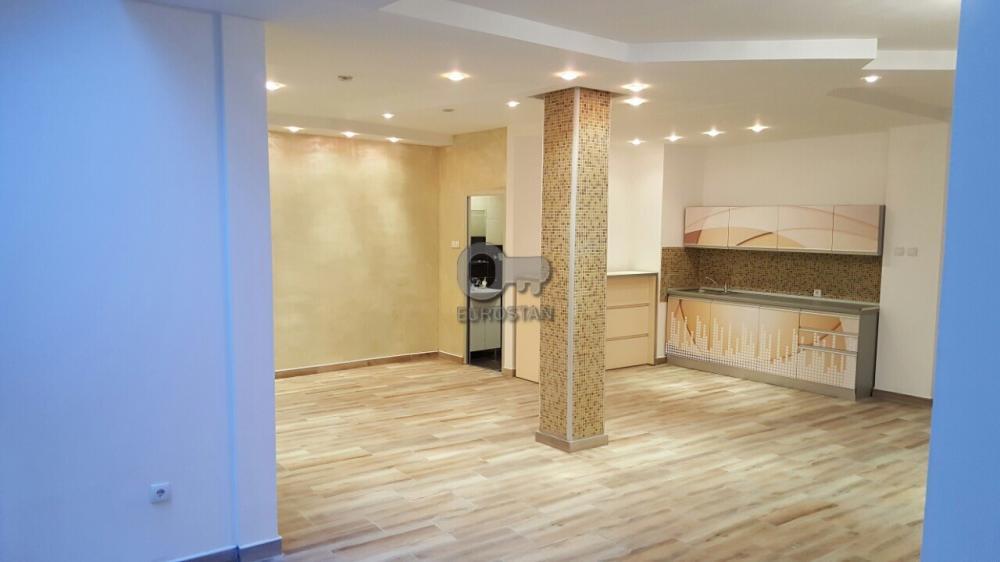Višnjićeva, Dvosoban stan na prodaju, 66m2, 170.000€