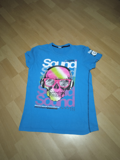 skull lobanja graphic print tee