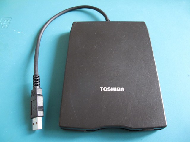 USB Floppy Disk Drive - TOSHIBA