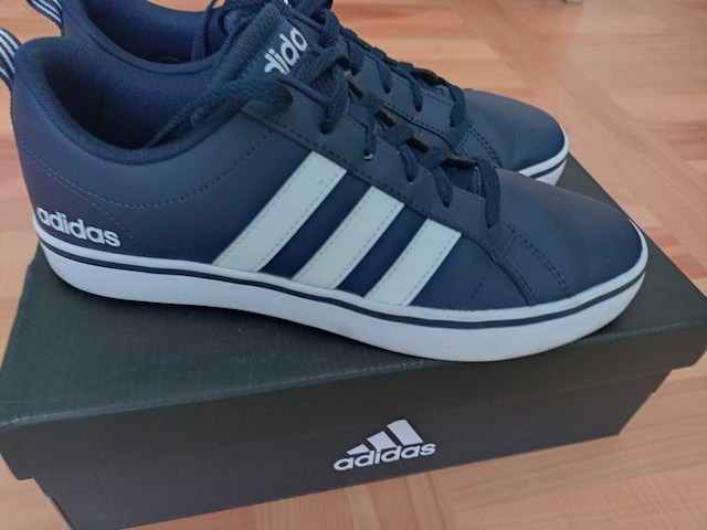 Adidas nove patike 41 1/3