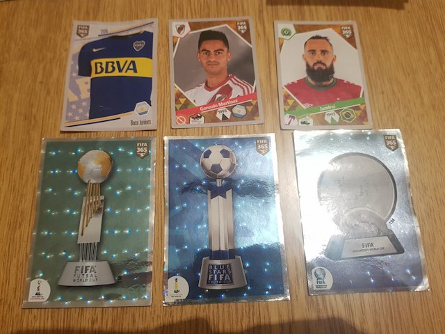 Slicice FIFA 365 2018 (Panini) 3,lose