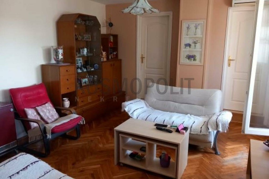 Zvezdara, Učiteljsko naselje, Jelene Mioč , 2.5, 57m2, 122000 EUR