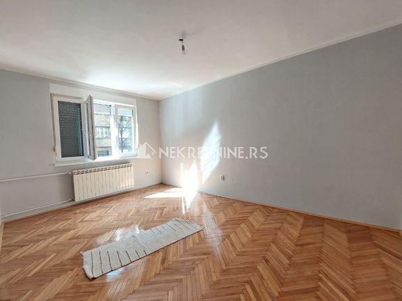 Poslovni prostor u Centru, 60m2, 3 prostorije ID 13315-1