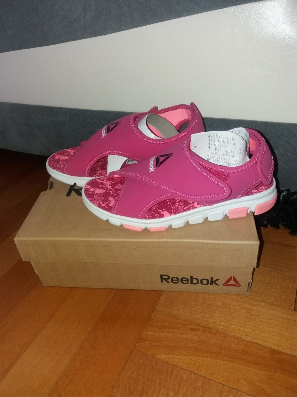 Sandale, Reebok