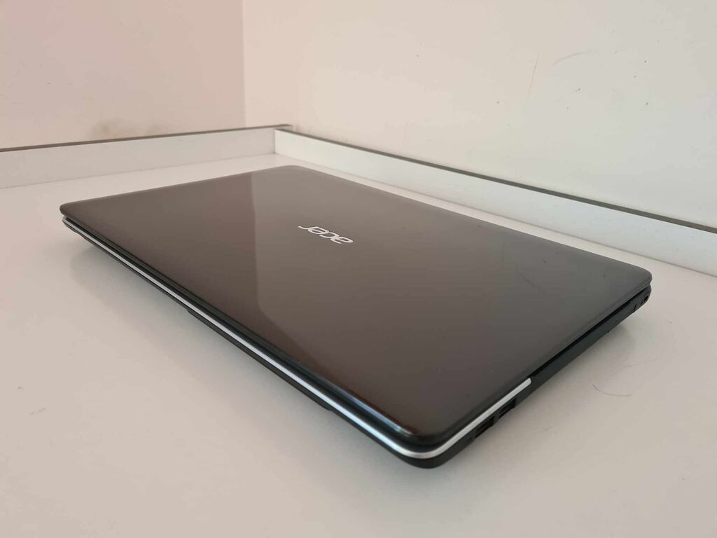 Acer aspire es1-531 Ekran: 15.6" led Procesor: intel pentium B960
