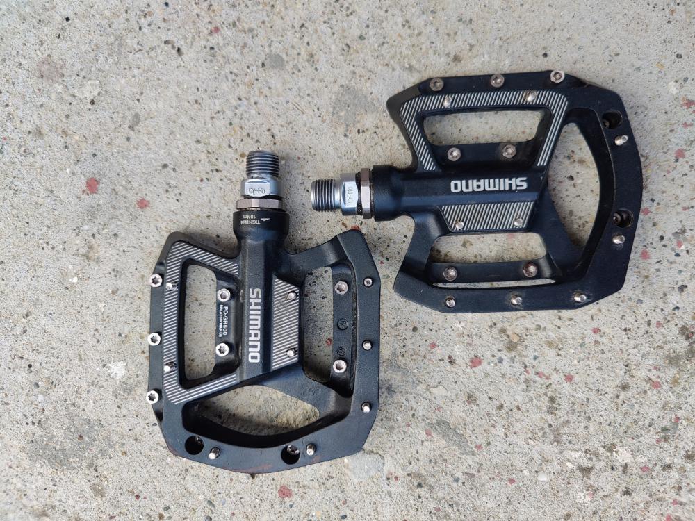 Shimano MTB pedale NOVE