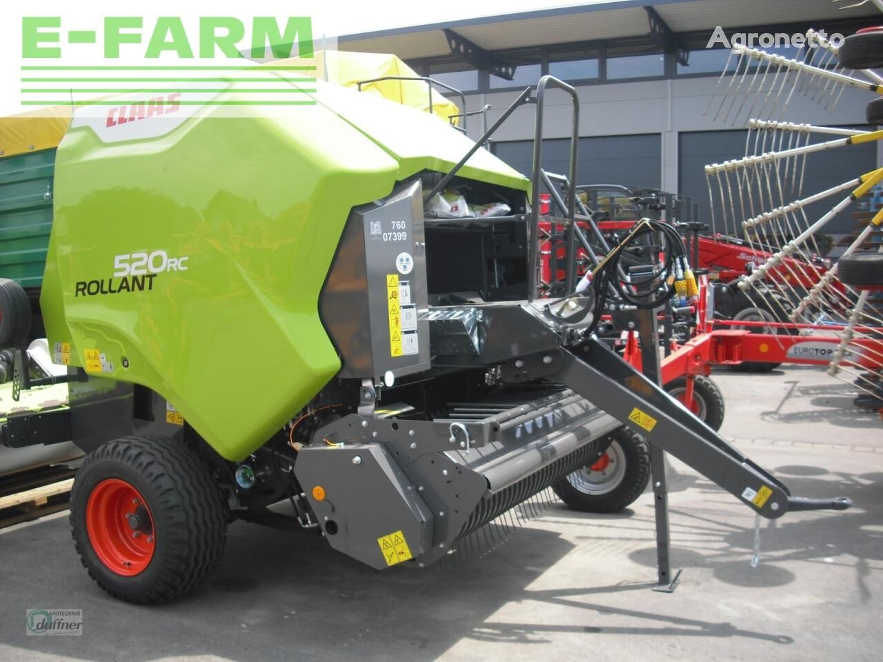 Claas rollant 520 rc balirka za četvrtaste bale