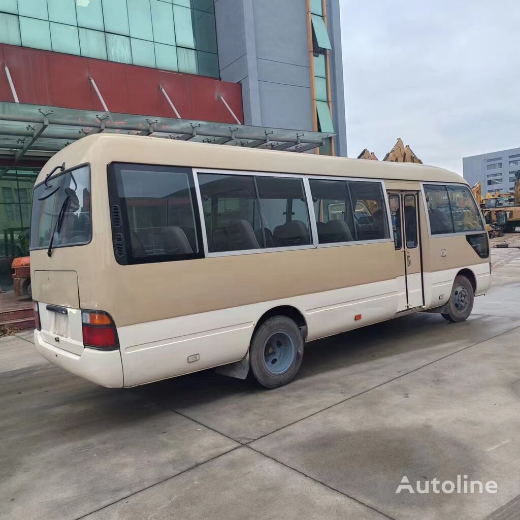 Toyota Coaster turistički autobus