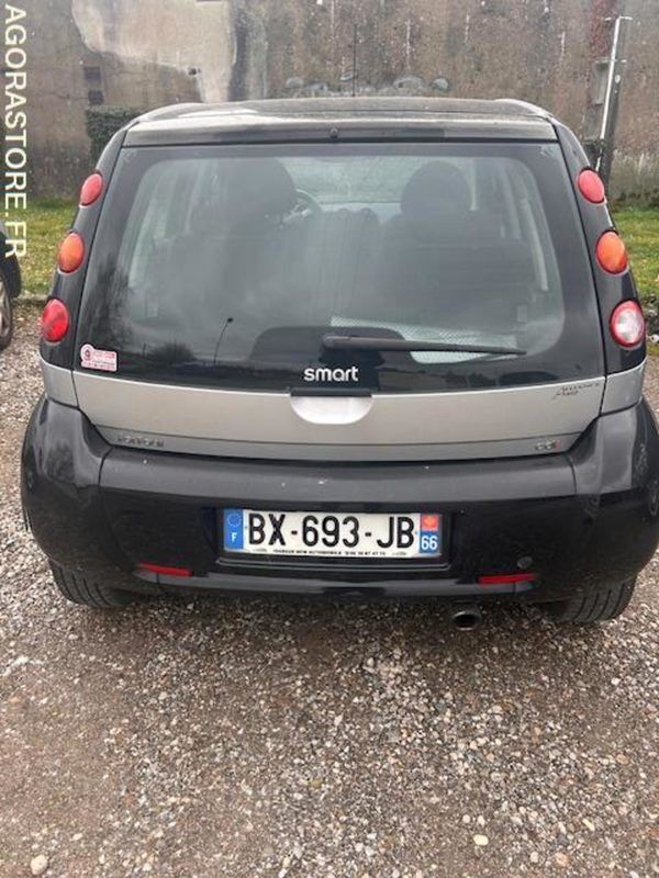 Prodaje se Smart FORFOUR hečbek na aukciji