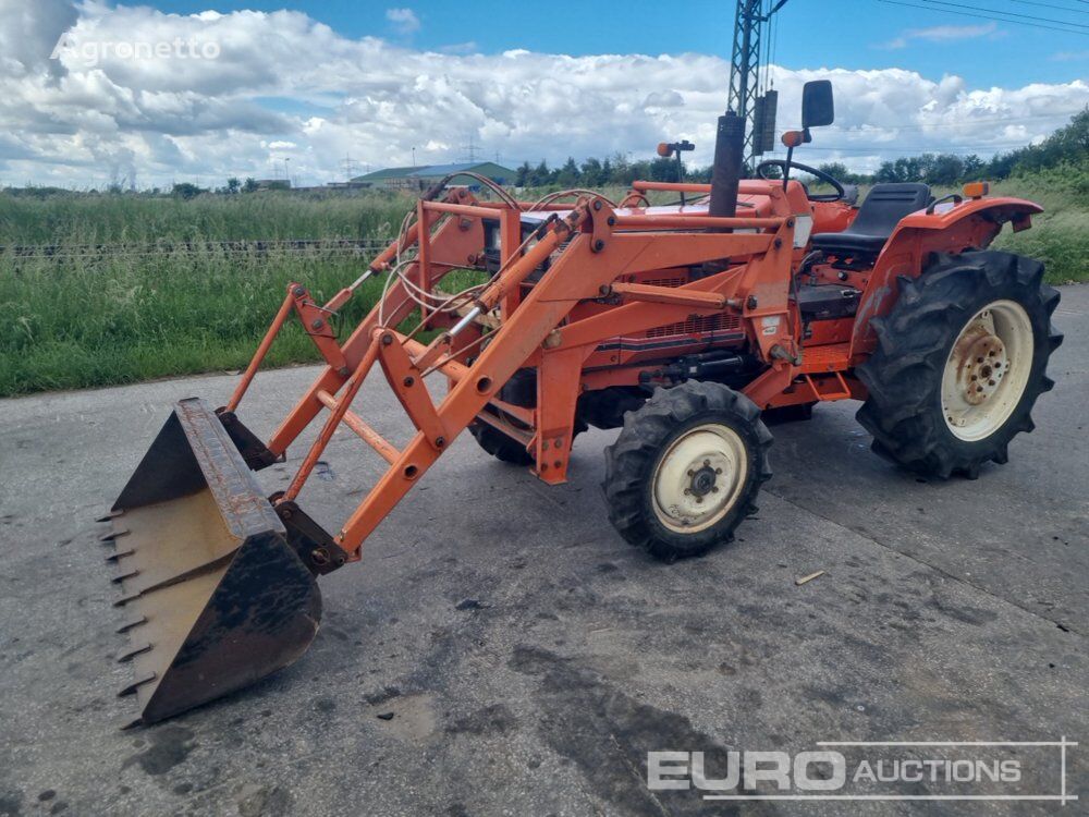 Prodaje se Hinomoto E2604 mini traktor na aukciji