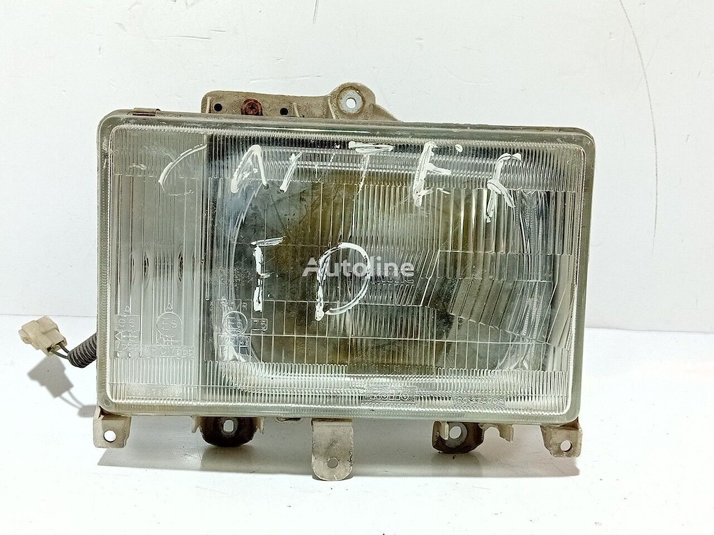 LH 100-37379 far za Mitsubishi Canter (FE5, FE6) 6.Generation | 86 kamiona